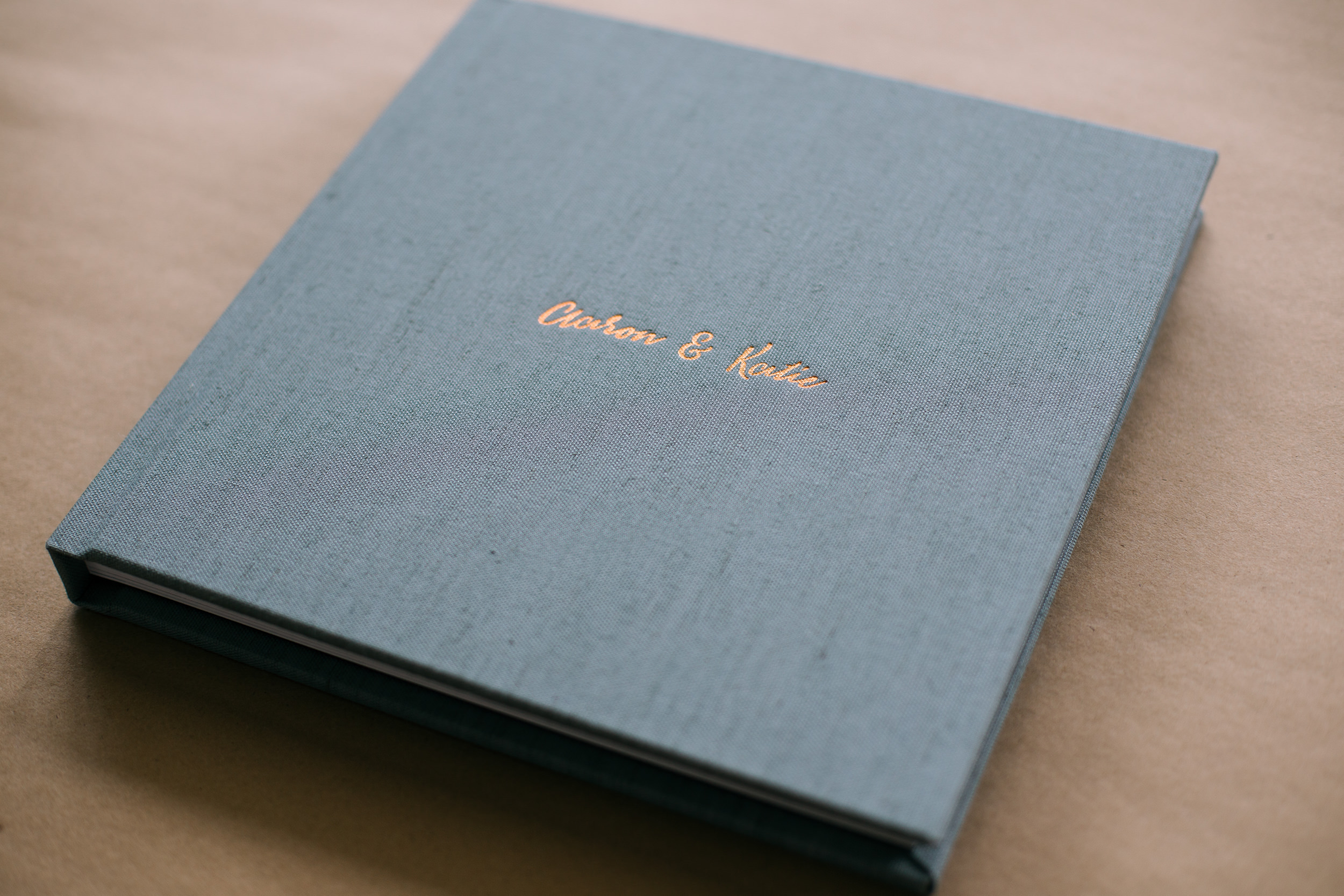 10x10 Bookcloth Wedding Album | visionart