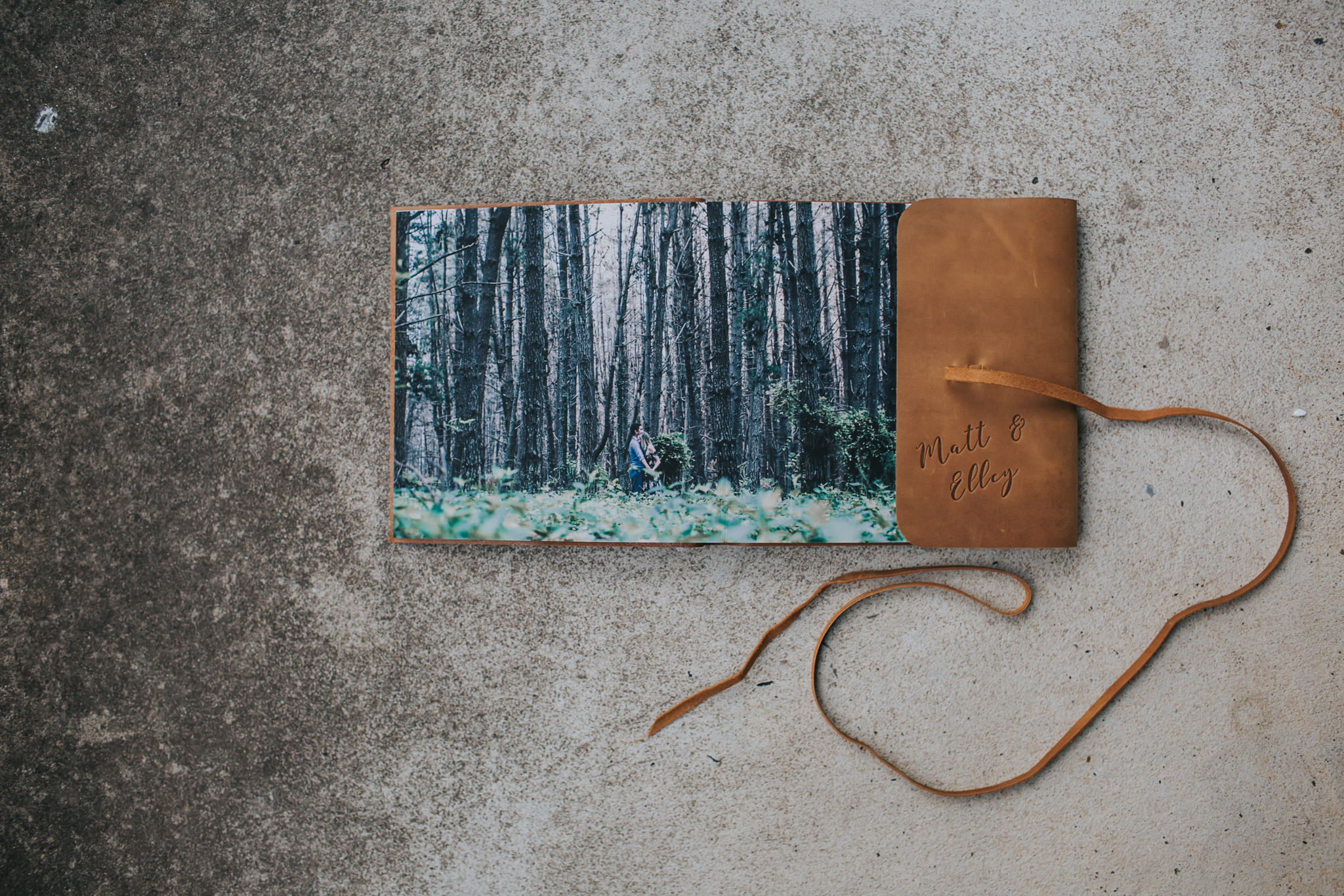 Messenger American Honey Blind Embossing 10x10 | visionart