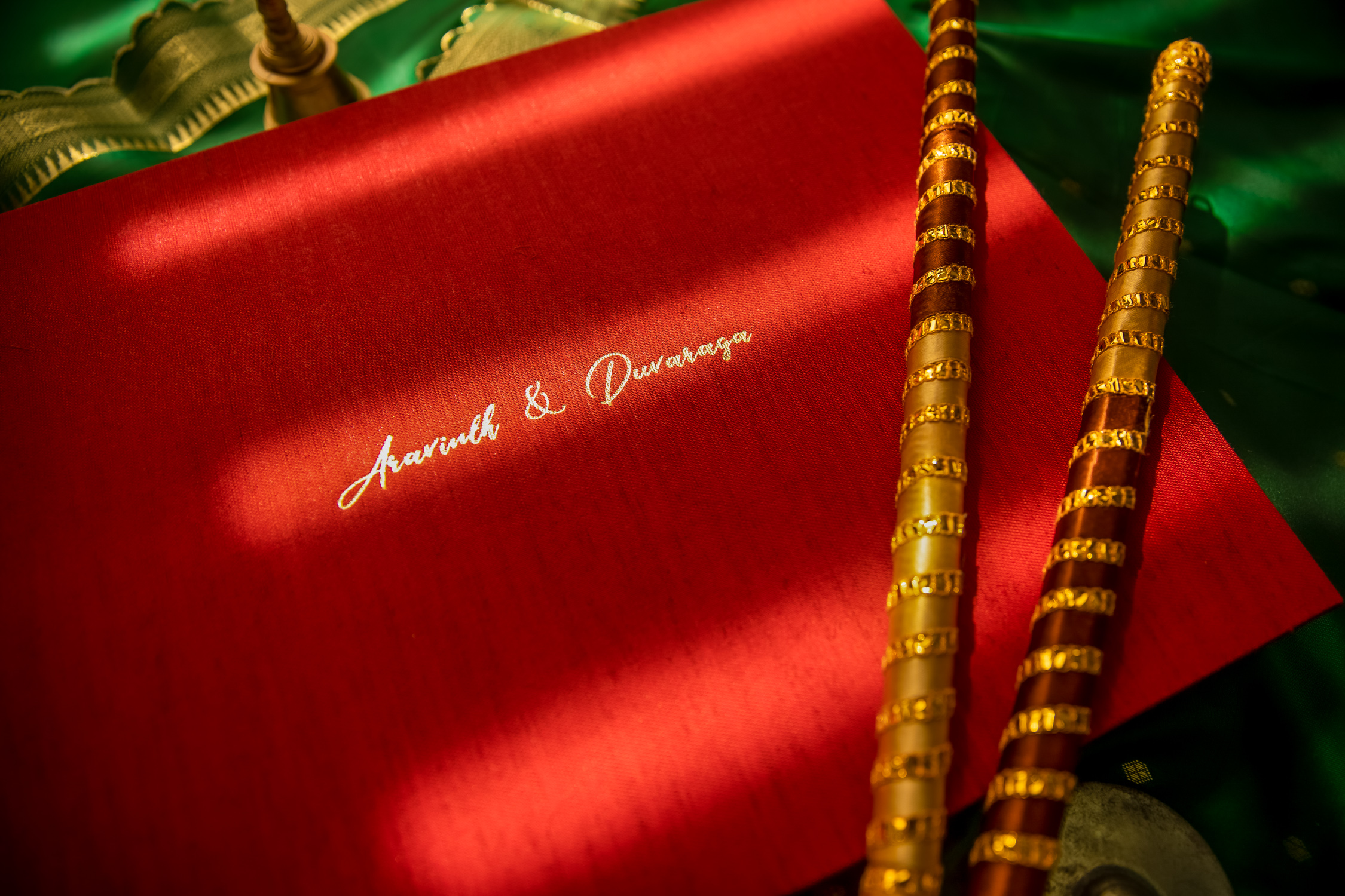 16x12 Horizontal - Canapetta Red Book Cloth - Gold Deboss | visionart